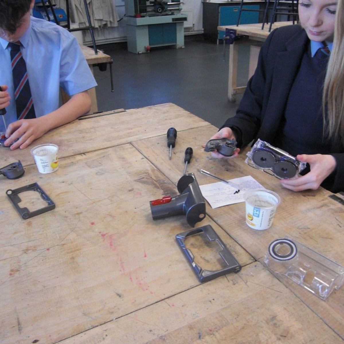 Litherland High School - Dyson Engineer project